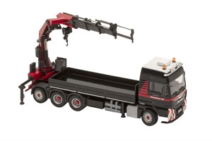 Mammoet MAN TGX with load crane Mammoet Global Support