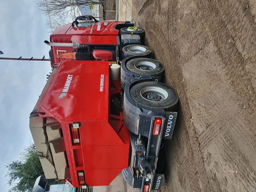 Mammoet Volvo FH4 with ballastbox + stelcon plates | Mammoet collectible
